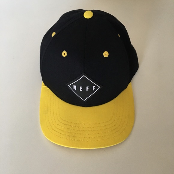 Neff | Accessories | Neff Snapback Yellow And Black Baseball Hat Cap ...